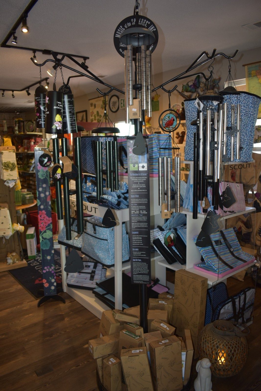 Highlands Garden Store | Bird Barn & Garden | High Quality Tools & Seed